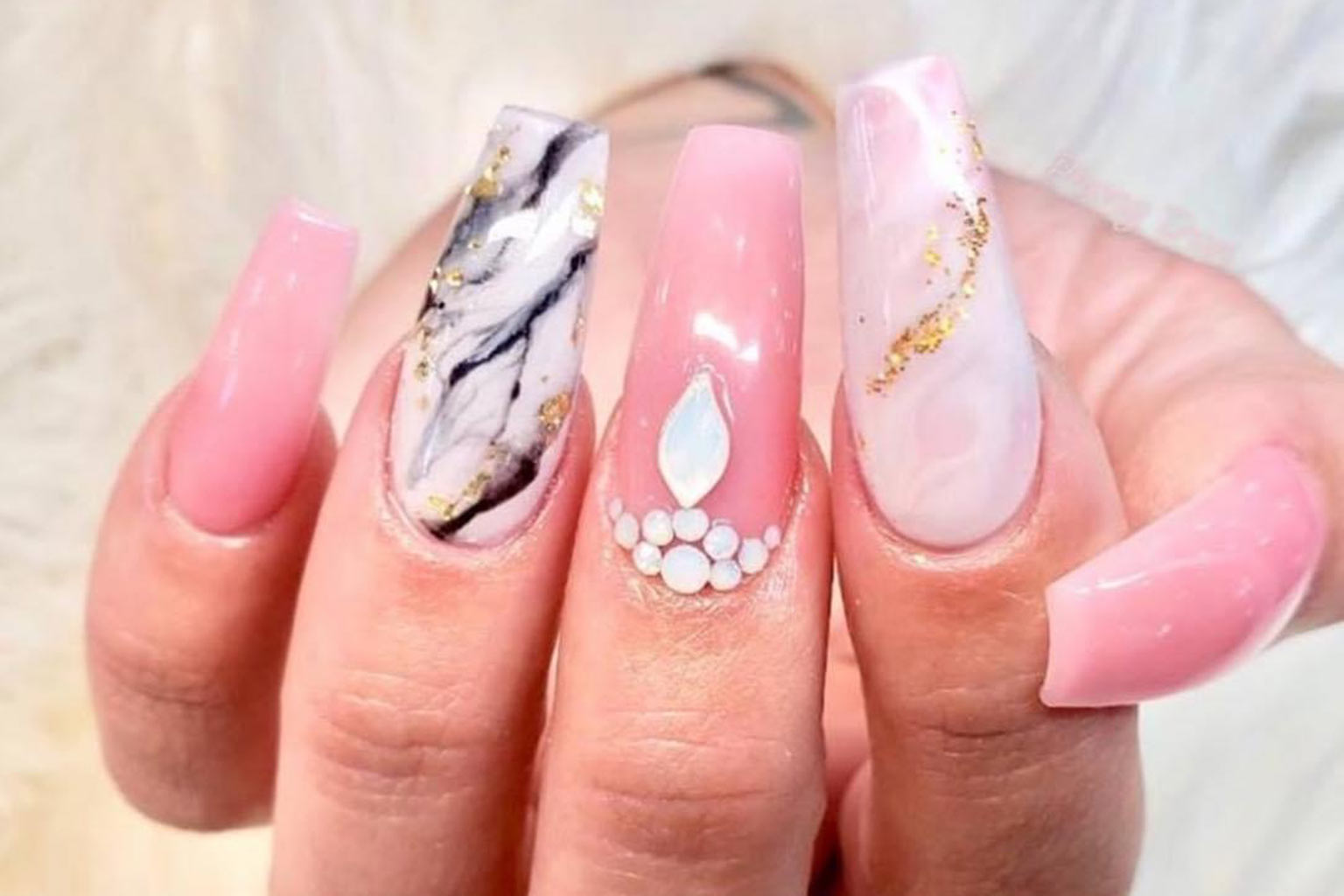 Sunday Nails – Best nail salon in Houston, TX 77079